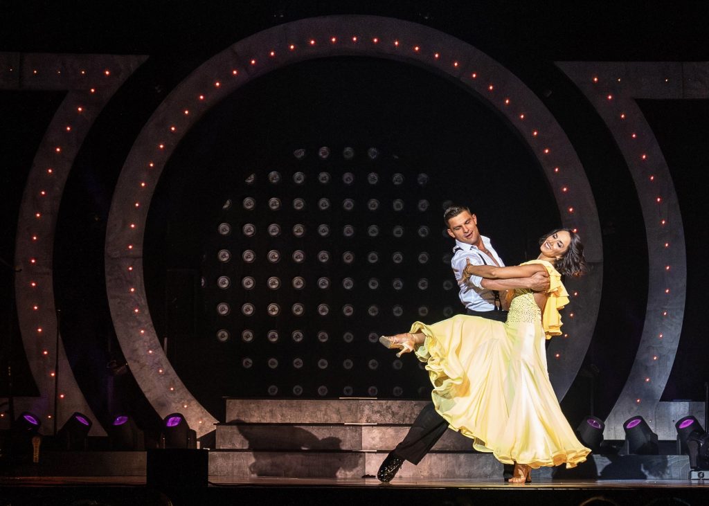 Aljaž Škorjanec and Janette Manrara announce new tour for spring 2026 "Let's Face The Music ...